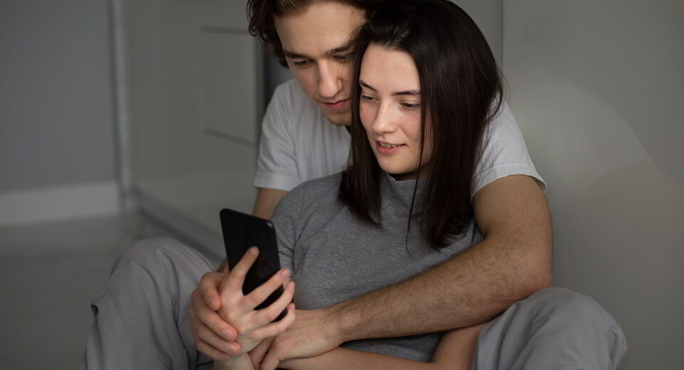 Love Addiction: The Fine Line Between Passion and Obsession