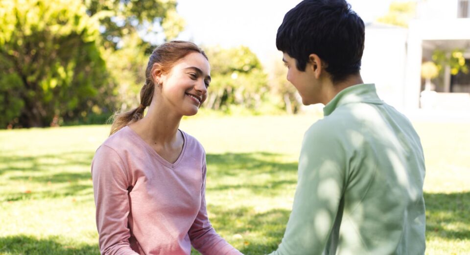 Using Gratitude and Positive Thinking to Manifest a Healthy Relationship