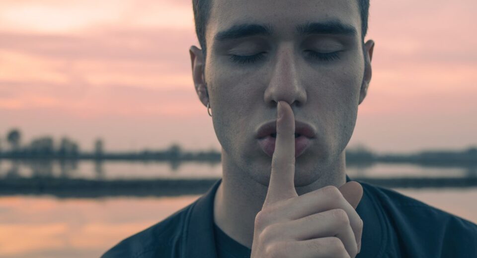 Why Silence Sometimes makes us Feel Uncomfortable