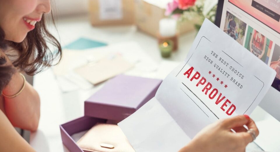 These 10 Tiny Tricks Can Make or Break Your First Impression, According ...