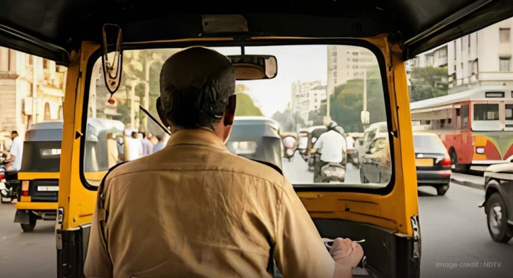 Mumbai Auto Driver Returns ₹15,682 Mistakenly Transferred by CEO